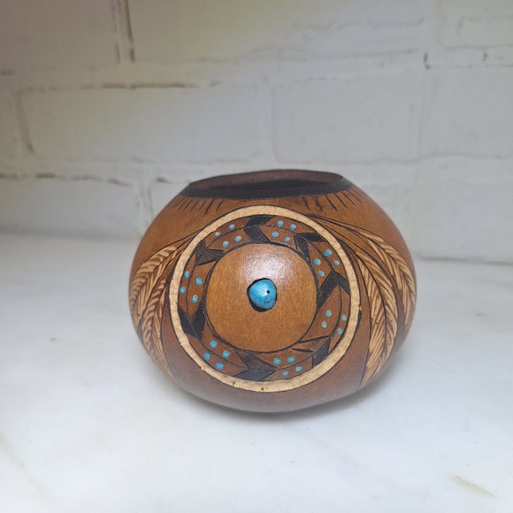 Hand Crafted | Art | Vintage Native American Gourd Handcarved Falcon ...